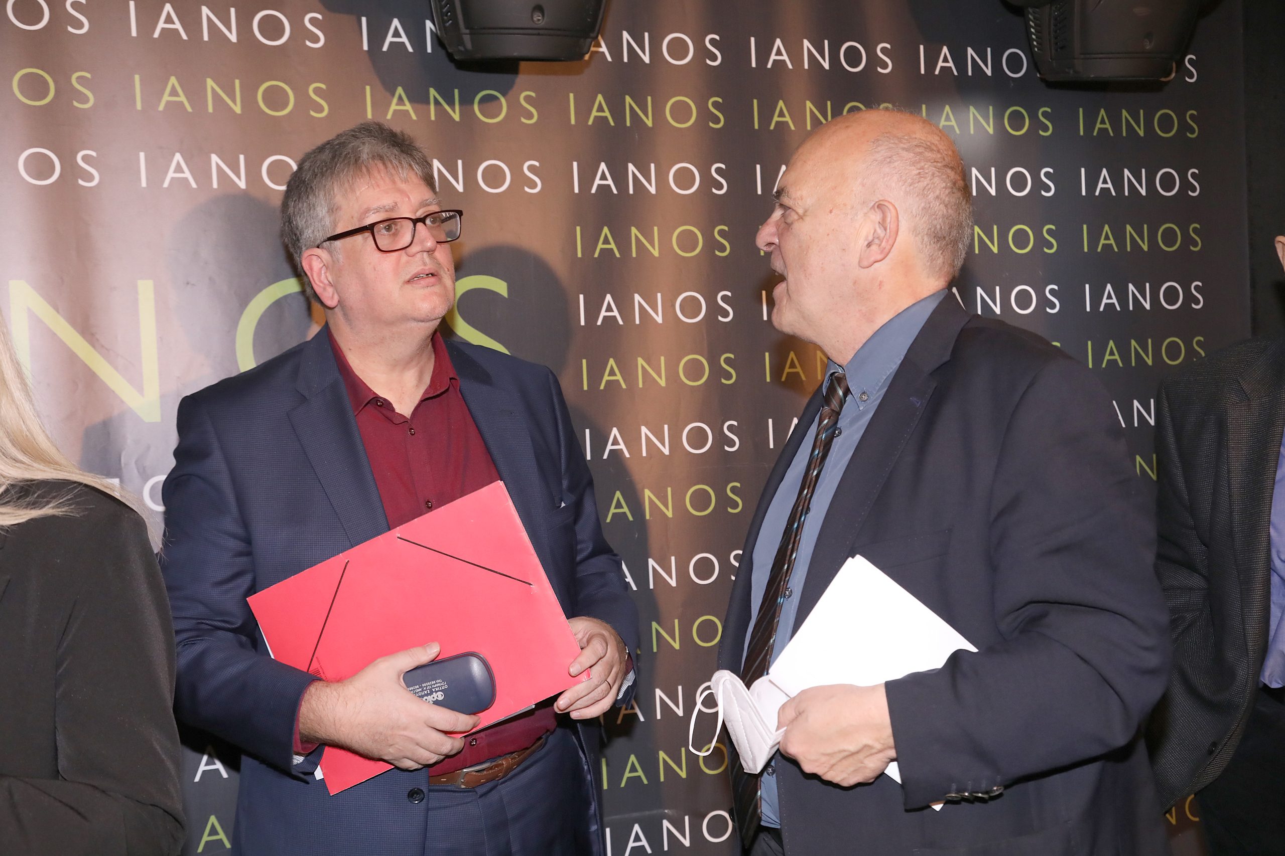 ΠΑΡΟΥΣΙΑΣΗ ΒΙΒΛΙΟΥ "ΑΝΘΡΩΠΙΝΗ ΙΑΤΡΙΚΗ" - SOS ΙΑΤΡΟΙ